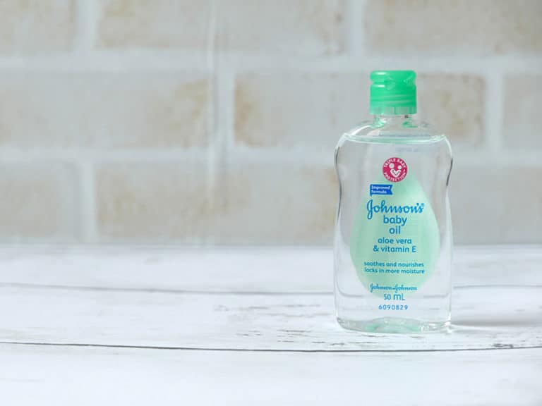 7 Brilliant DIY Rim and Tire Cleaners for a Perfect Shine