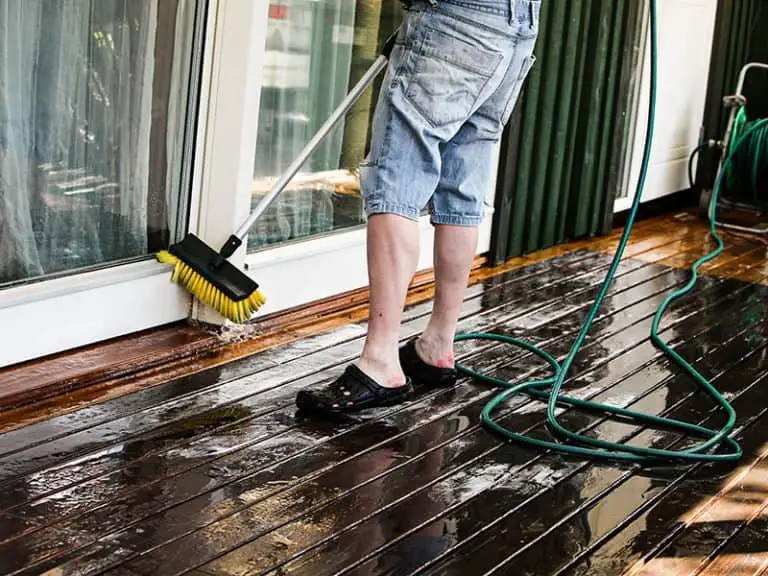 DIY Deck Cleaners for a Gorgeous Outdoor Space