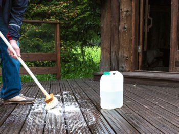 DIY Deck Cleaners for a Gorgeous Outdoor Space