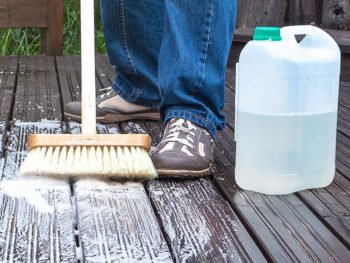 DIY Deck Cleaners for a Gorgeous Outdoor Space