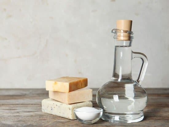 10 Best DIY Cabinet Cleaner Recipes to Make