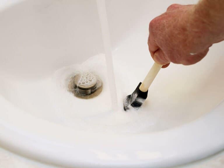 10+ Greatest Homemade Paint Brush Cleaners