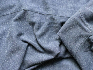 Effective Tricks to Remove Lint from Clothes